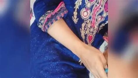 Hot Wife Faking Hasbend Frind Hasbend Not Home Full Sex Enjoy Pussy Big