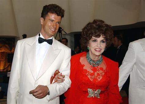 Джина Лолобриджида омъжена за млад мъж задочно Всичко за жената