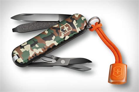Victorinox Swiss Army Black Ice Classic SD Victorinox Swiss Army