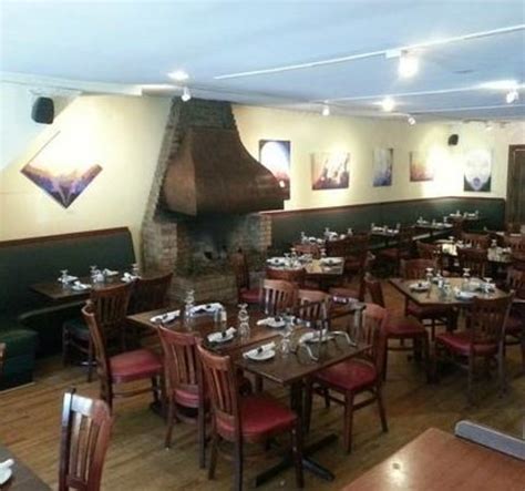 The Fireside Restaurant Chicago Edgewater Photos And Restaurant