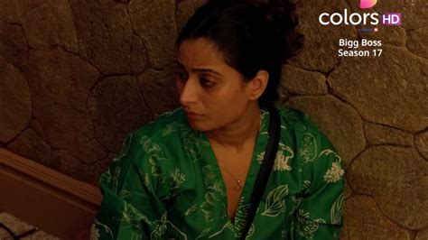 Bigg Boss Aishwarya Sharma Feels Neil Bhatt Betrayed Her Says You Are Too Good To Be