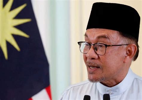 Malaysian Pm Anwar Discusses Tesla Investment Starlink With Musk
