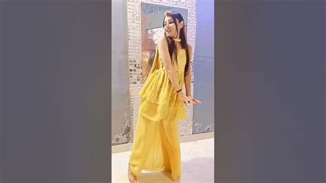 Meri Baahon Se Nikal Ke 🤗😌 Dance Shots Love Like Song Dancevideo