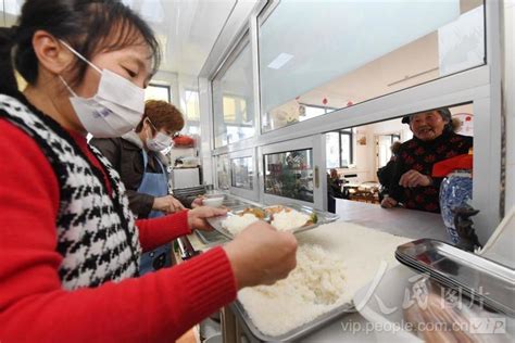 河北怀来：村里的幸福食堂 人民图片网