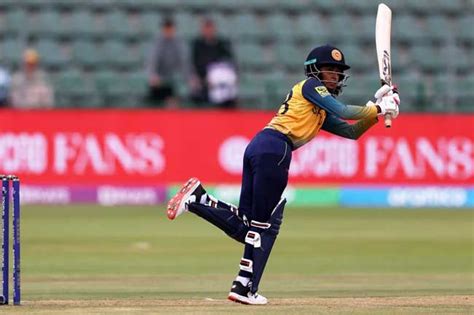 ශ්‍රී ලංකාවෙන් 113ක ඉලක්කයක්