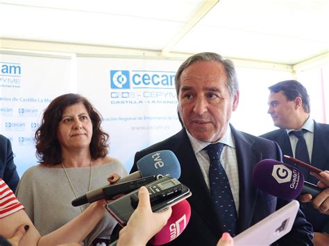 Cecam Celebra Los Datos Del Paro De Octubre Son Los Mejores De Un Mes