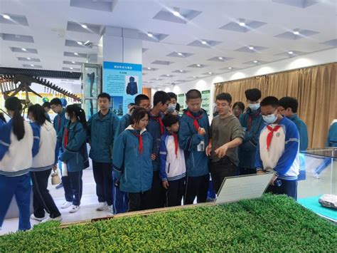 “珍爱地球——人与自然和谐共生”，山东科技大学地球科学馆开展“世界地球日”科普活动 山东科技大学新闻网