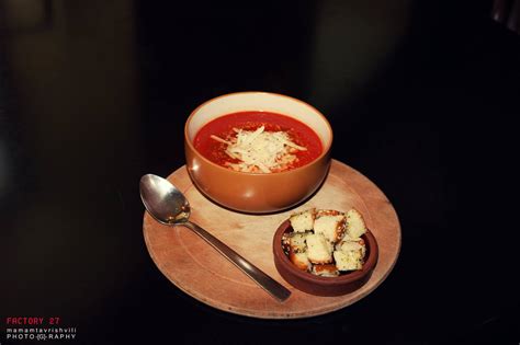 Factory 27 • ფექტორი 27 Cream Tomato Soup With Parmesan And Pesto პომიდორის კრემ სუპი
