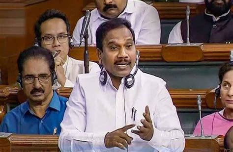 தமிழ்நாட்டு மீனவர்கள் மீது இலங்கை கடற்படையின் தொடர் தாக்குதலை தடுக்க