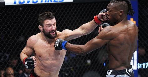 UFC Results Mateusz Gamrot Battles To Split Decision Win Over Jalin Turner In Back And