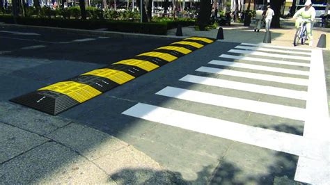 Tipos De Reductores De Velocidad ¿para Qué Son Multiseñal Sa De Cv