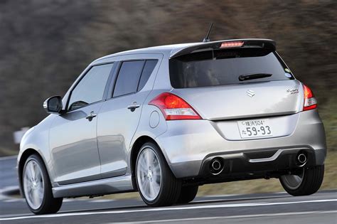 スズキ スイフトスポーツは、ヤンチャな初代から大人の2代目に進化していた【10年ひと昔の新車】 22 Webモーターマガジン