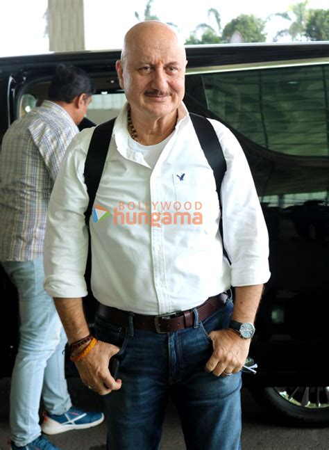 Photos Anushka Sharma Virat Kohli Poonam Pandey And Anupam Kher