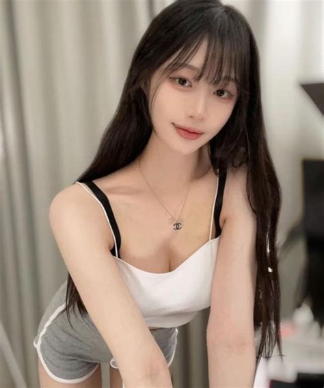 Sexy Students Provide Eroticfull Bodyprostate Massage Servic Singapore
