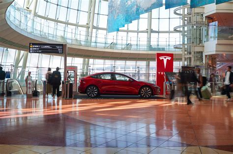 Tesla Initiates Physical Recall For 159 Model S And Model X Over Airbag
