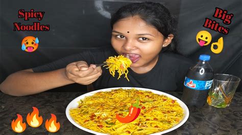 Eating Show Unique Pasta Chowmin And Chilli Chicken Bengali Eating