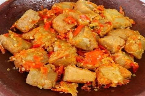 Sensasi Pedas Gurih Tahu Kocek Street Food Khas Jember Yang Wajib Dicoba