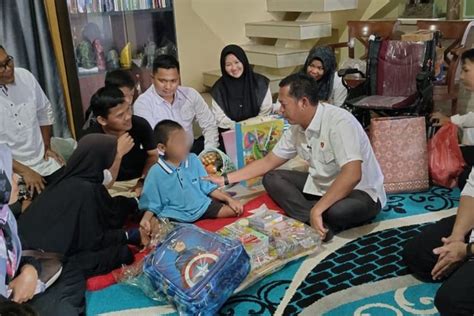 Foto Saat Bocah Tahun Korban Penyiksaan Ayah Tiri Luapkan