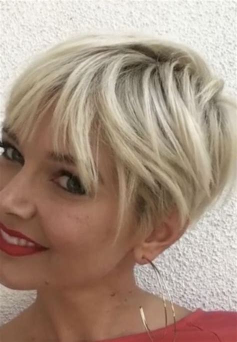 Pin By Marla Quattrone On Good Hair Messy Short Hair Short Thin