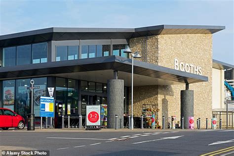 Northern Waitrose Becomes Uks First Supermarket To Go Back To Fully