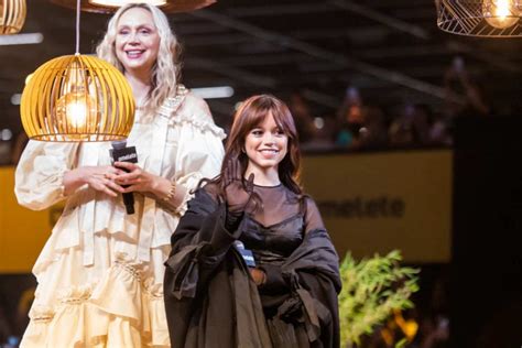 CCXP22 Força da Natureza diz Jenna Ortega sobre Gwendoline Christie