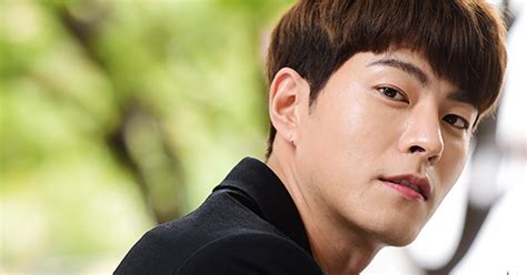 홍종현 자체발광 비주얼[포토]