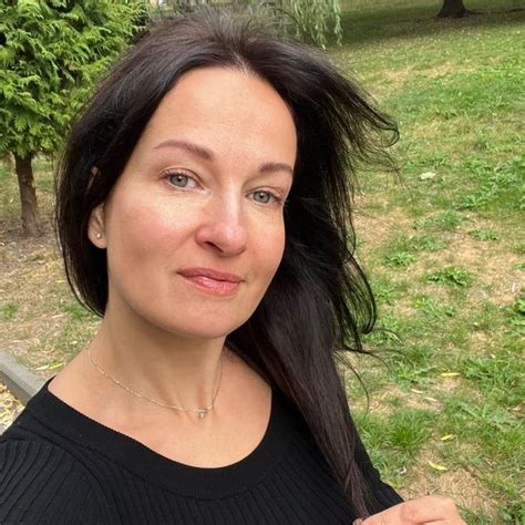 Я інколи видаляю хамлюг, або де порожні сторінки. Дуже рідко дивлюся чи ...