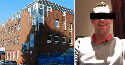 Le Prof De Sport Est Accusé Davoir Envoyé Des Photos De Son Sexe à