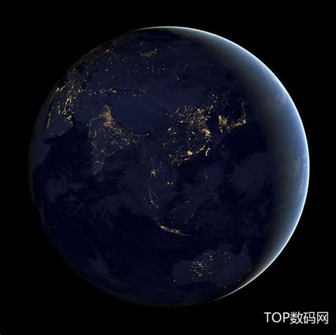 太空拍地球的夜晚 人造卫星拍摄的地球图片top数码网