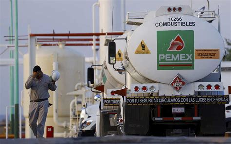 Trabajadores De Pemex Aprueban Revisión De Contrato Colectivo