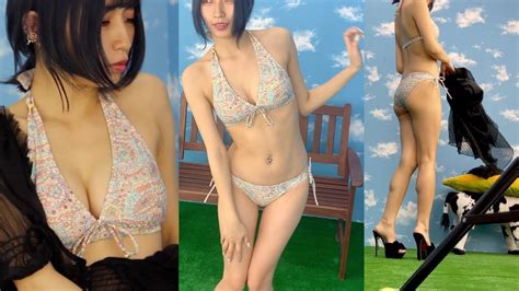 美女が大胆に服を脱ぐ瞬間 YouTube