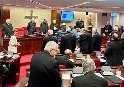 El cardenal Omella reclama a los católicos una mayor implicación en la
