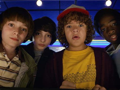 Ladda ner Roligabilder På De Fyra Barnen I Stranger Things Som