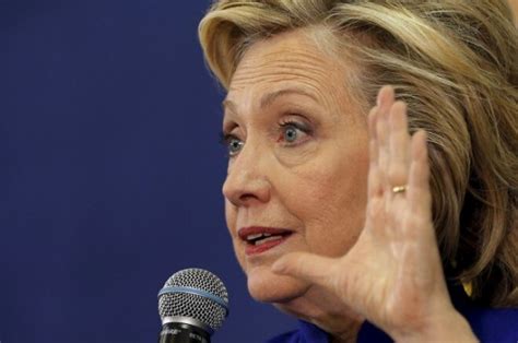 Hillary Clinton Is Trying To Make The E Mail Controversy Political But