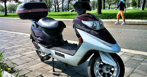 E Bikes Not Allowed In Toronto Bike Lanes Just Yet