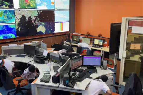 BPBD Jatim Simulasikan Hari Kesiapsiagaan Bencana Di Arus Balik ANTARA News