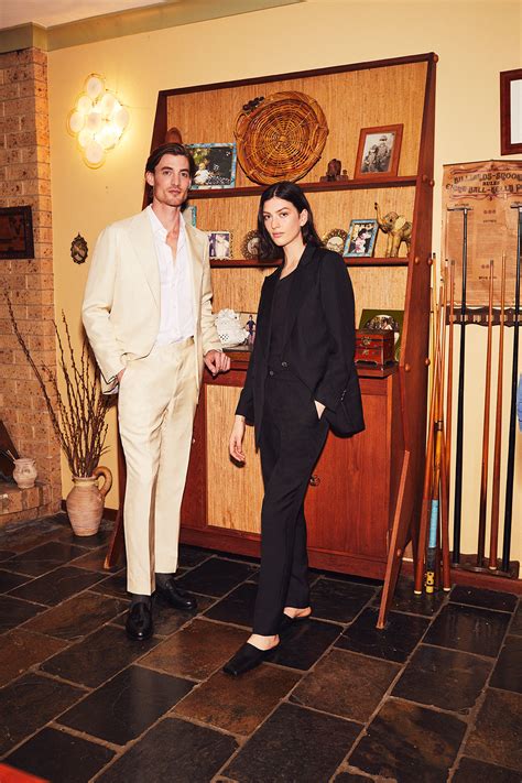 Cream Silk Plain Weave Single Peak Lapel Suit Oscar Hunt