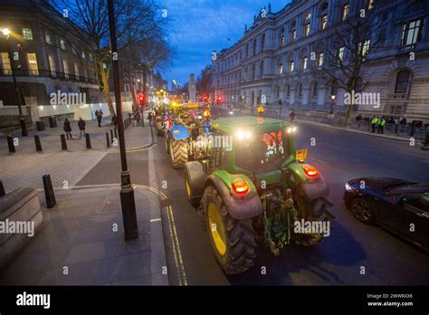 London England Uk 25th Mar 2024 British Farmers Stage Tractor