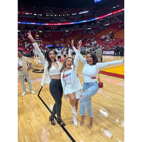 Joy Taylor Fans Love Her Outfit Choice As Fox Sports Host Enjoys Night