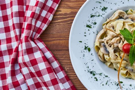 무료 이미지 식품 요리 이탈리아 음식 유럽 음식 채식주의 자 음식 레시피 Pappardelle 야채 파스타