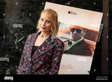 Amy Ryan Attends The Arrivals Of Apple Tv Sugar At The Linwood Dunn Theater In Hollywood Ca