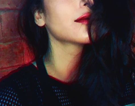 Shruti Hassan Looks Exciting Bold Adorable And Whatnot In This Pic
