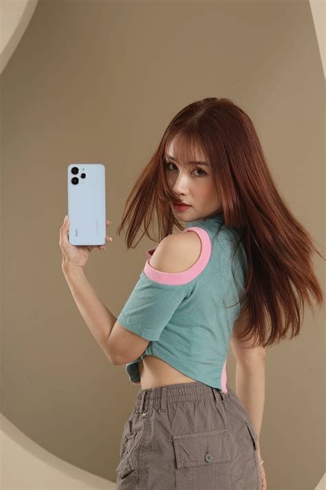Người dùng bật mí lý do phải lòng smartphone tốt gỗ tốt cả nước sơn Redmi