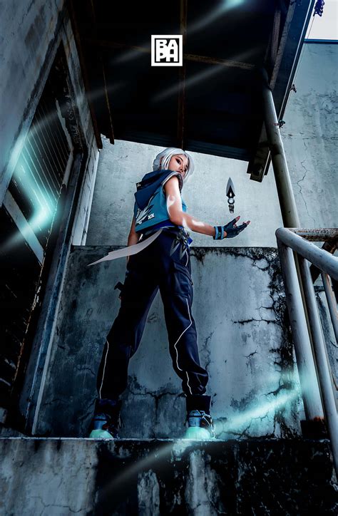 Nữ Game Thủ Xinh đẹp Cosplay đặc Vụ Jett Trong Valorant