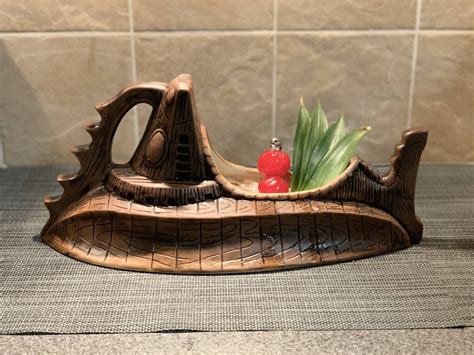 Trader Sams Nautilus Tiki