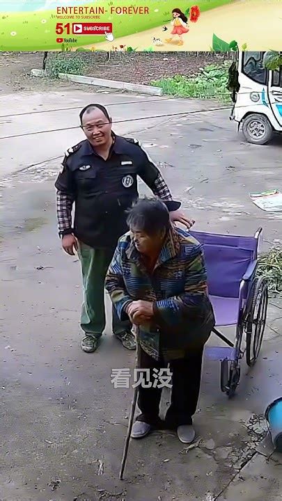 母亲患尿毒症瘫痪多年，在儿子的照顾下能重新站起来了。看见哥哥的笑容，感动！为这份孝心点赞！ 【娛樂大事記】 Youtube