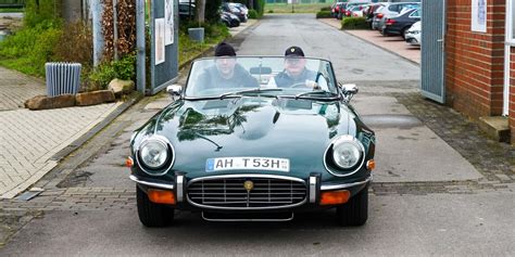 Viele Bilder Oldtimer und Cabrios starten in Südlohn zur Ausfahrt