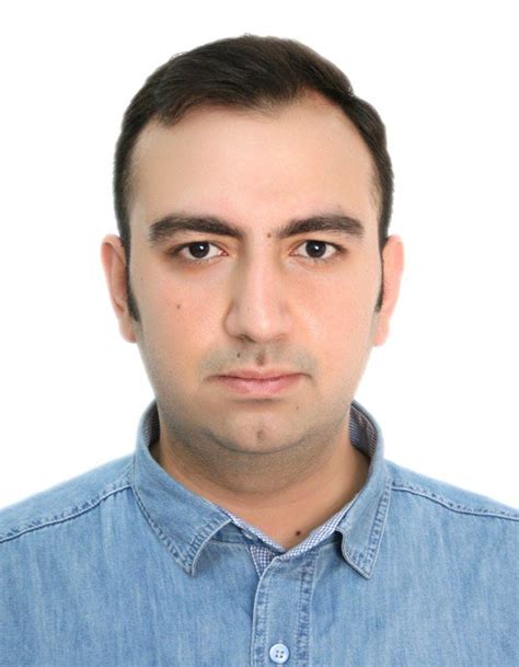 Arsalan Niazi Medium