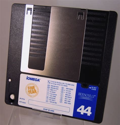 History 1987 Iomega 5 25 Inch Bernoulli Disk Storagenewsletter