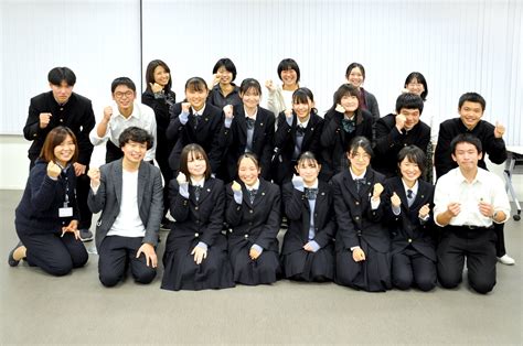 菊川市市民協働センター 【高校生まちづくりスクールの公開プレゼンが行われました！】